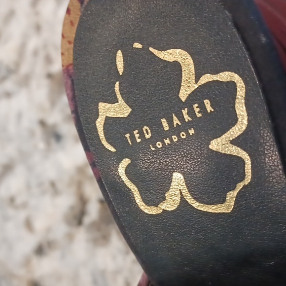 Ted Baker | Shoes | Ted Baker Delmia Printed Platform Mule Slides New ...